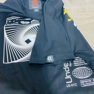 Refinery Republic | Shirts | Refinery Republic Graphic Tshirt Size M ...